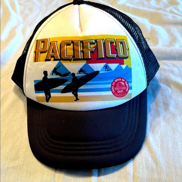 Vans | Accessories | Vans Pacifico Black And White Trucker Hat Classic ...